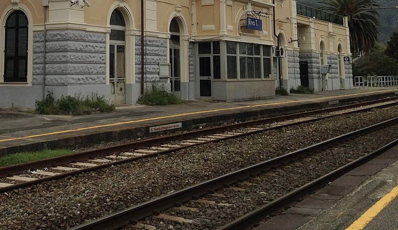 Dramma a Riva Trigoso, ritrovato corpo senza vita sui binari - Prima il ...